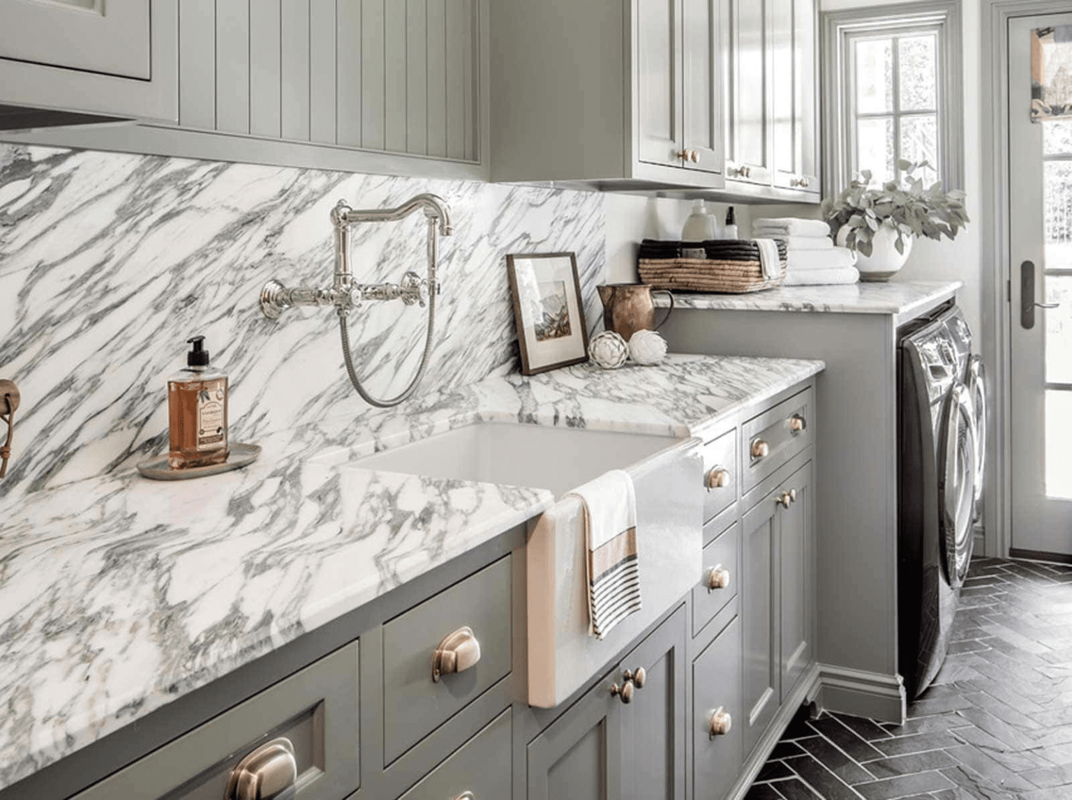 The 22 Stunning Marble Kitchen Designs for 2026